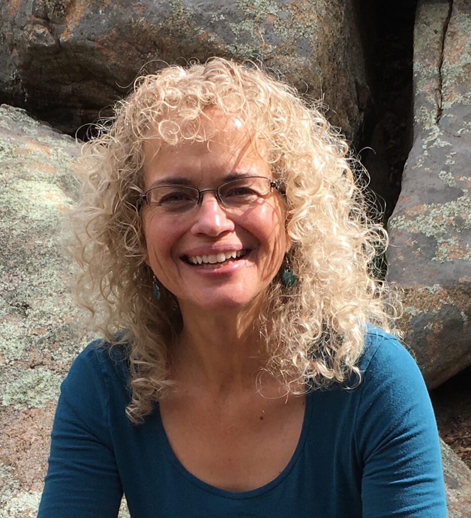 Carol Russell | About