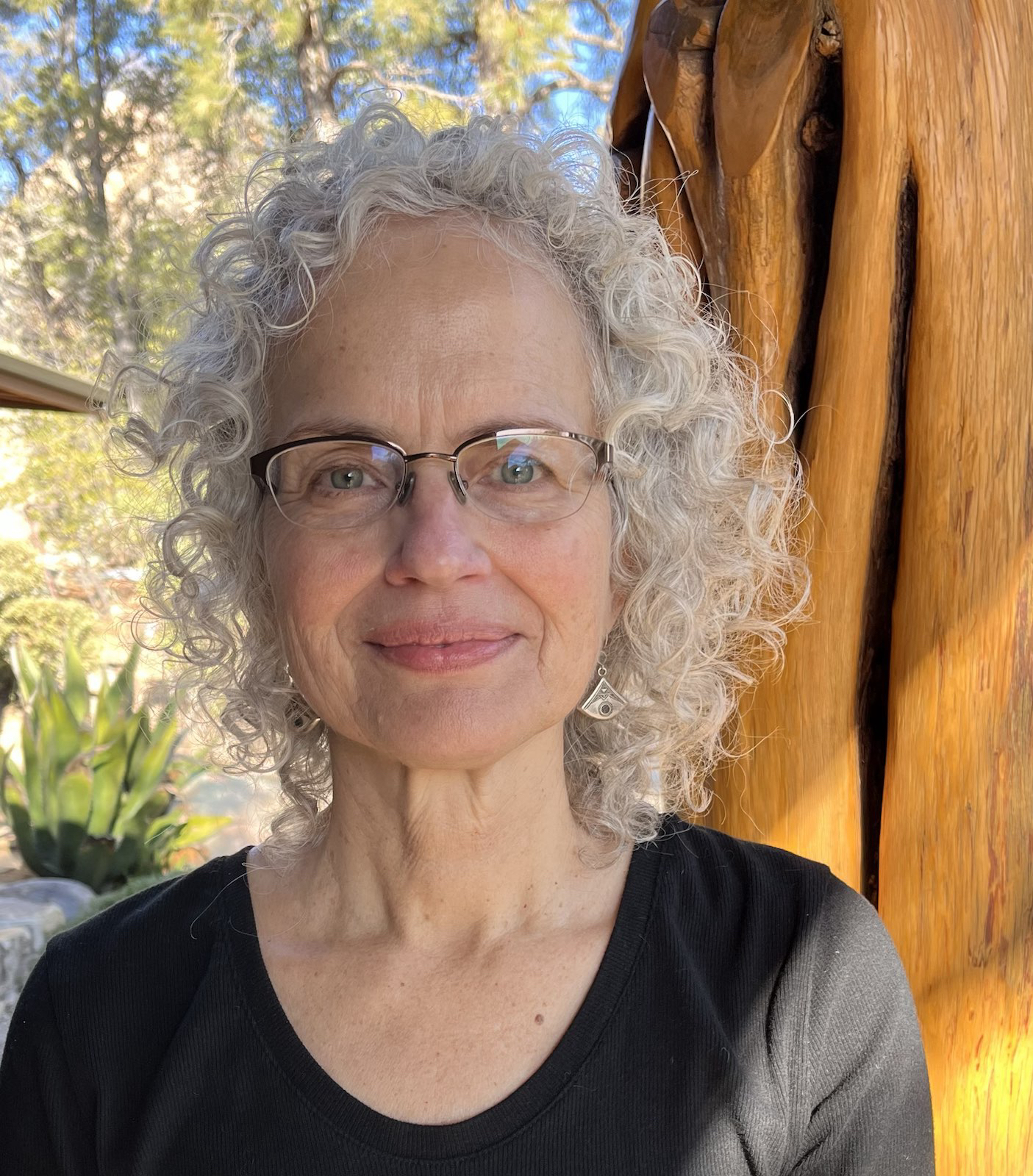 Carol Russell | About